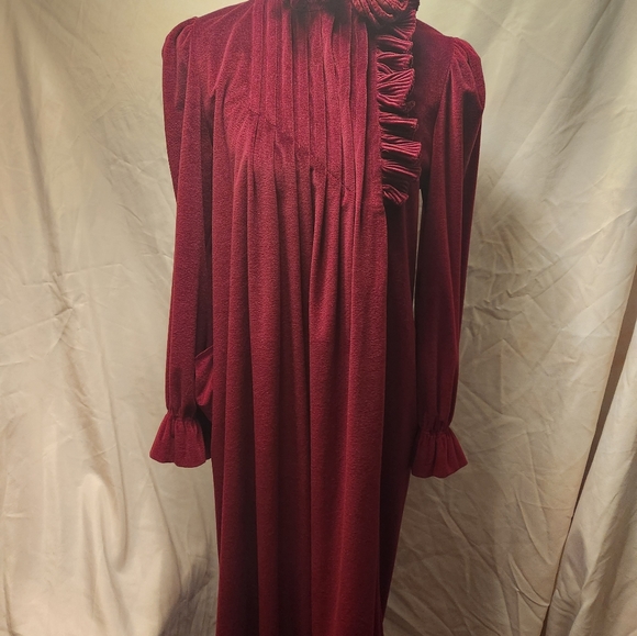 Gilligan & O'Malley | Intimates & Sleepwear | Vintage Donna Richard For ...